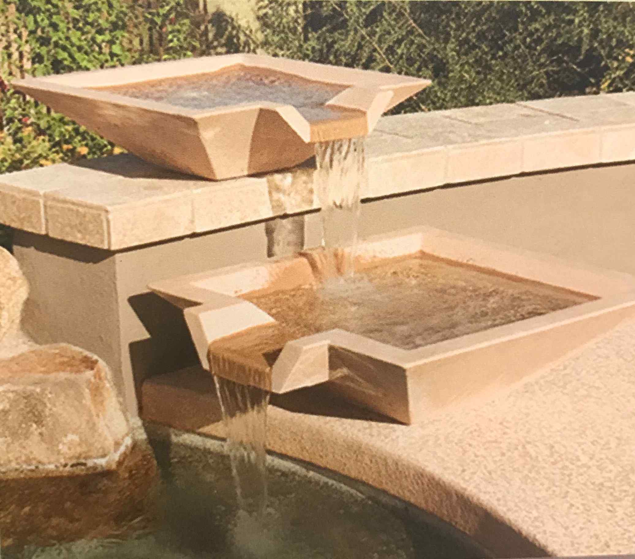 Spill-Fire-Planter Pots - Edgewater Pools - Las Vegas - Custom Pools ...
