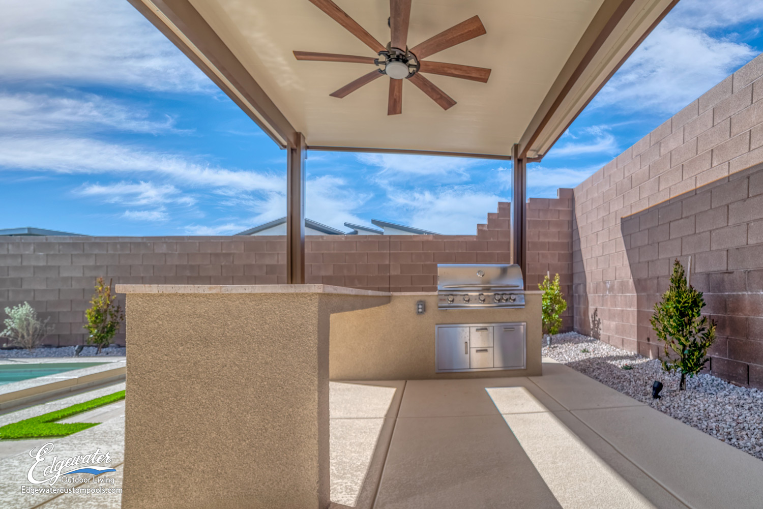 Outdoor Kitchens, BBQ, and TV Walls - Edgewater Pools - Las Vegas ...